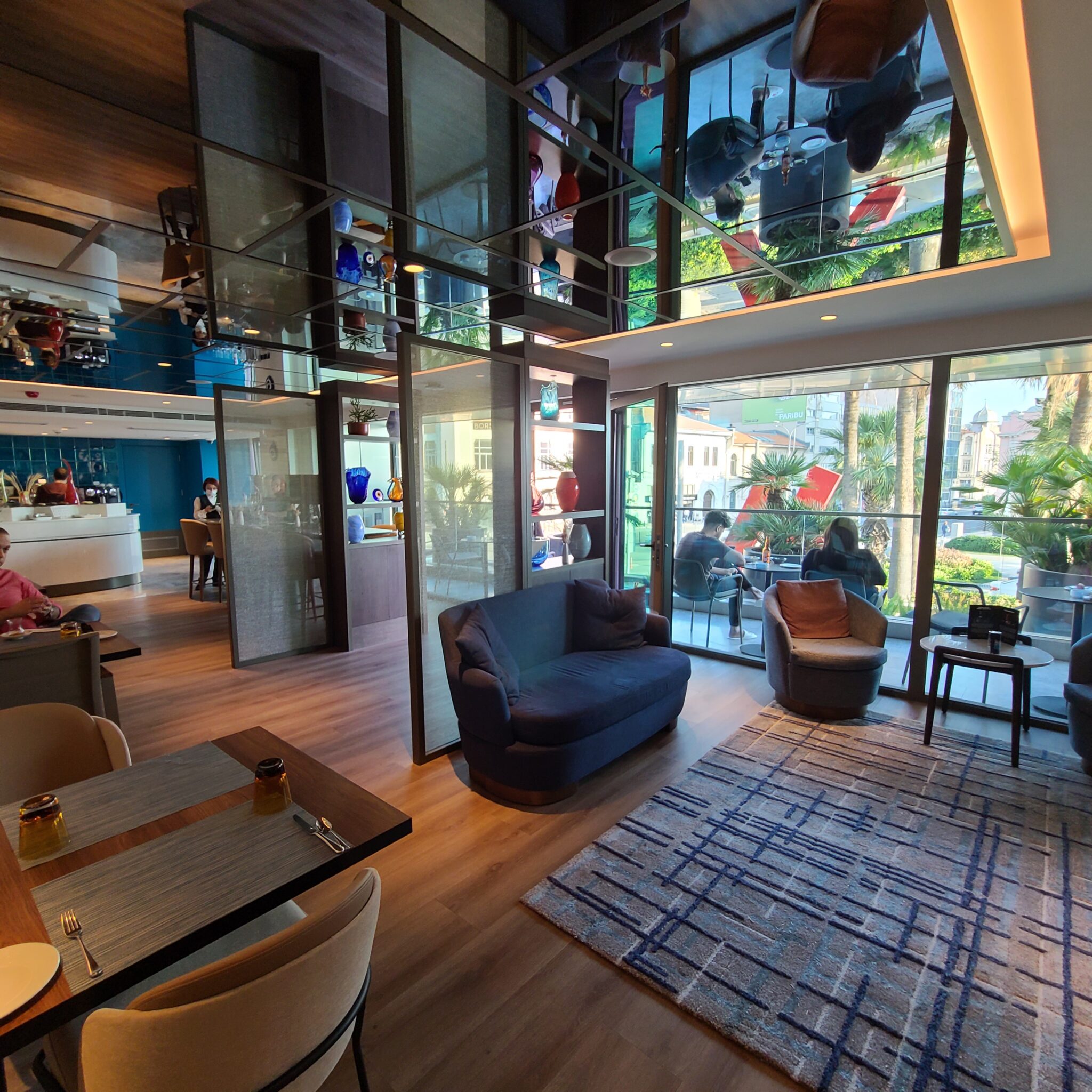 Marriott's Autograph Collection vs. Tribute Portfolio Brands