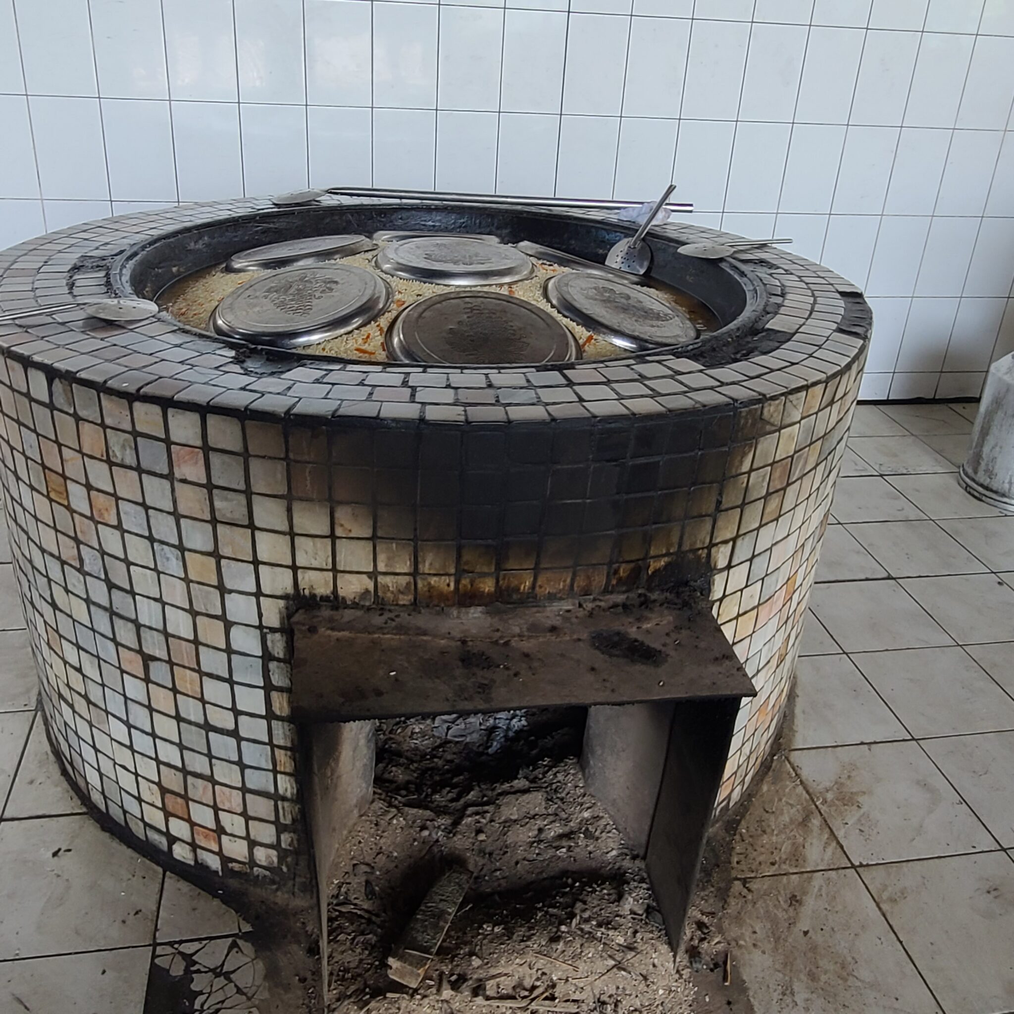 Besh Qozon: Giant Plov Kitchen in Uzbekistan