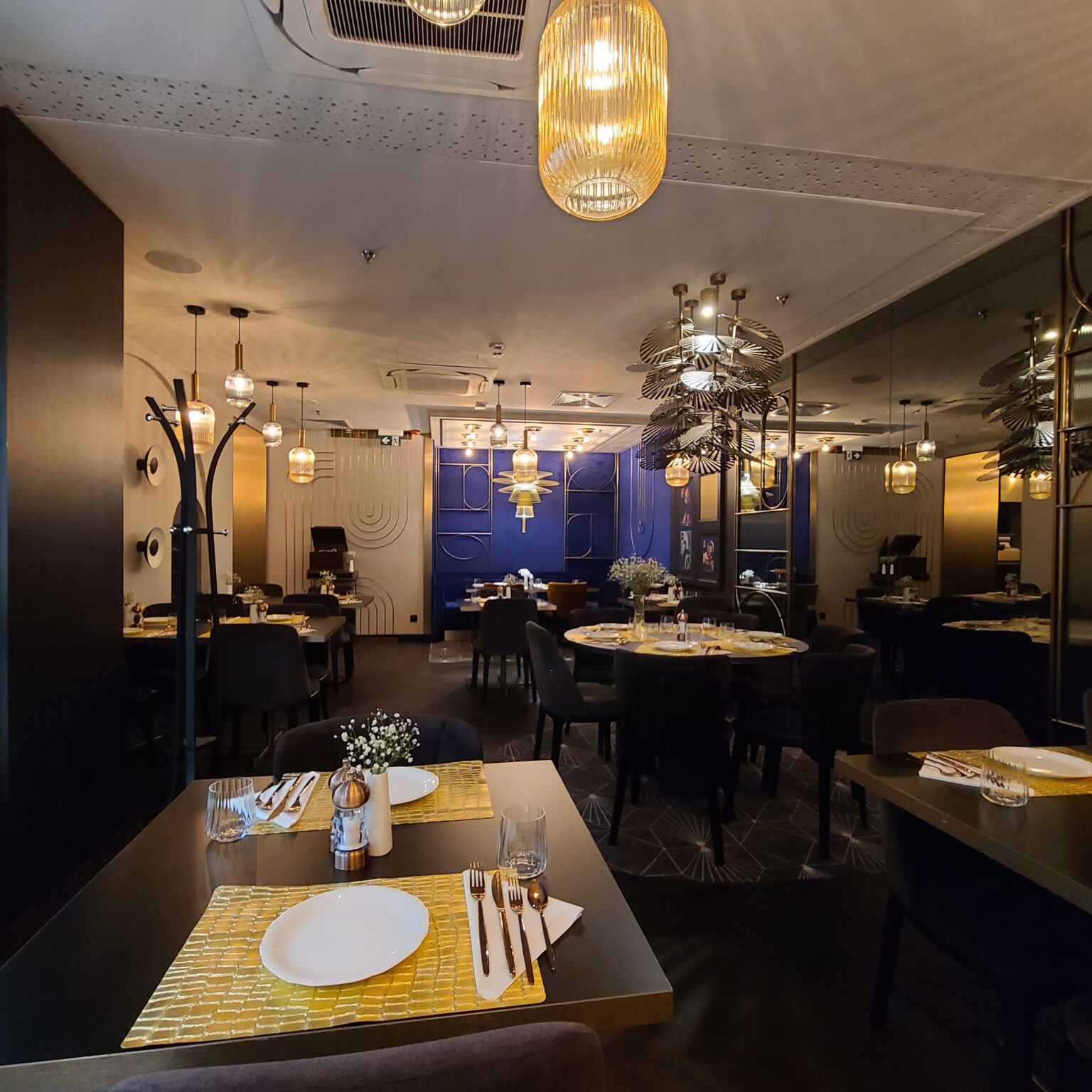 Marriott's Autograph Collection vs. Tribute Portfolio Brands