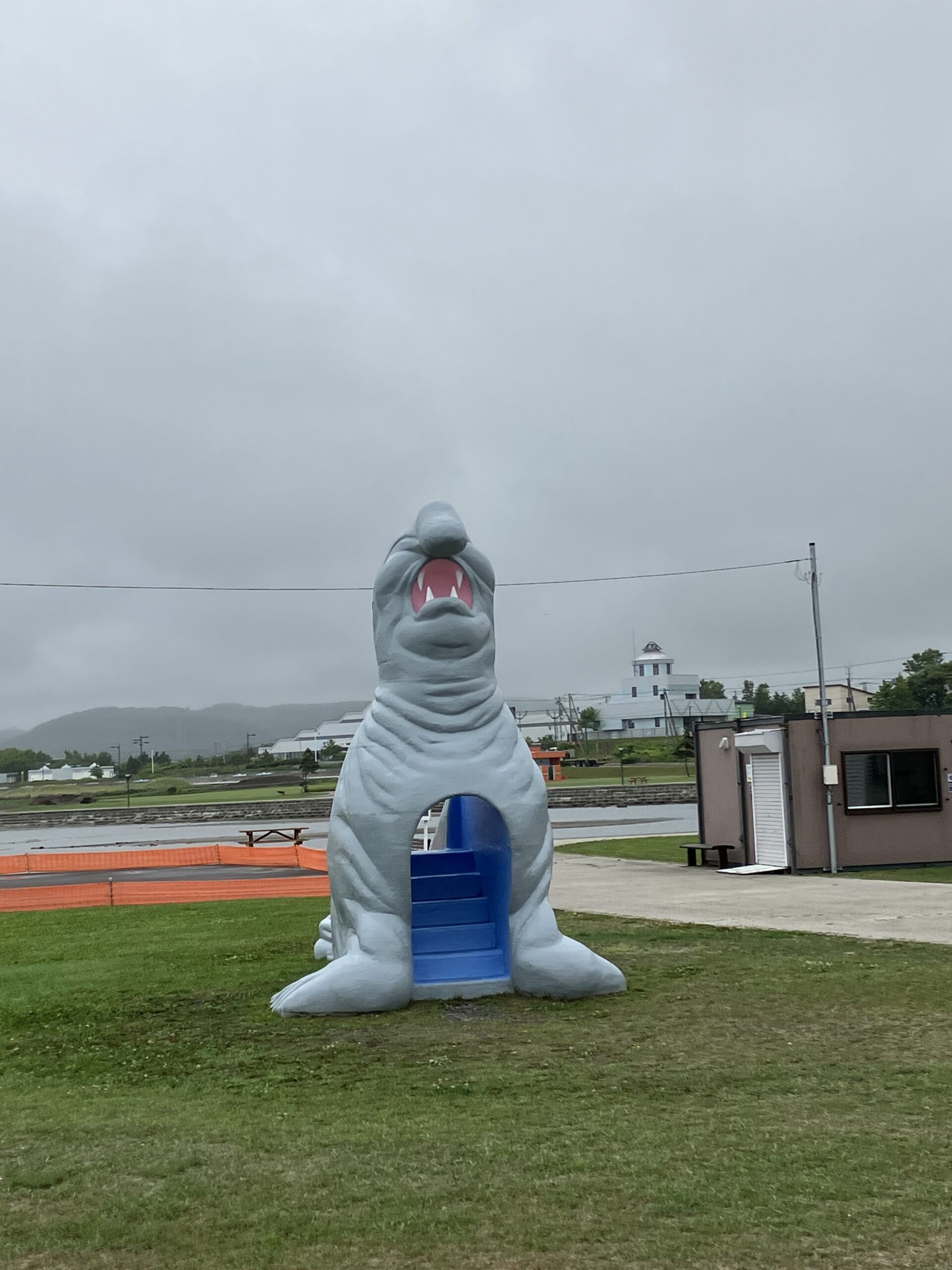 Tourist Guide to Okhotsk Tokkari Center & Azarashi Sea Paradise