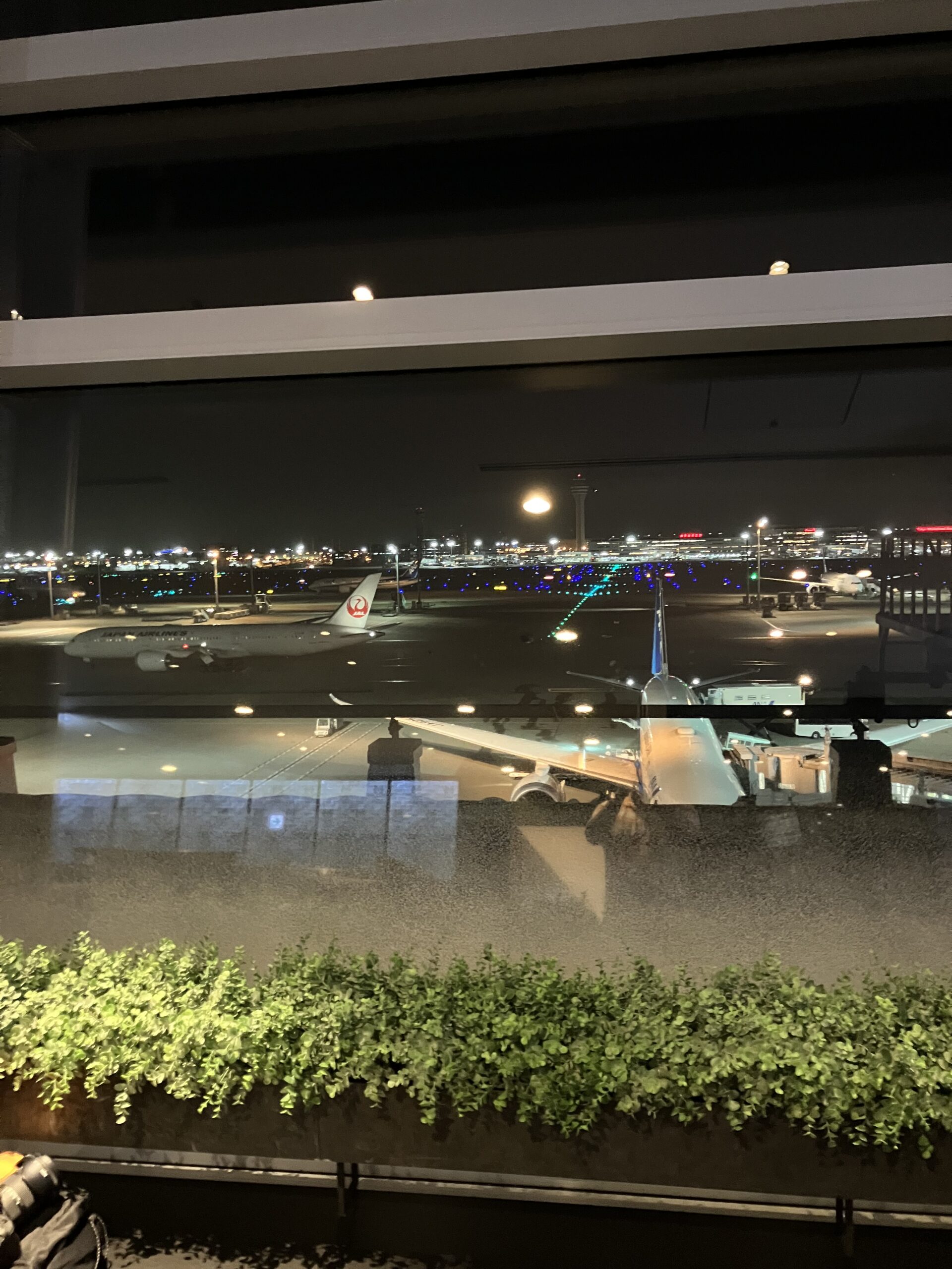 Review: ANA Suite Lounge (First Class) Haneda Airport Terminal 3 (HND)
