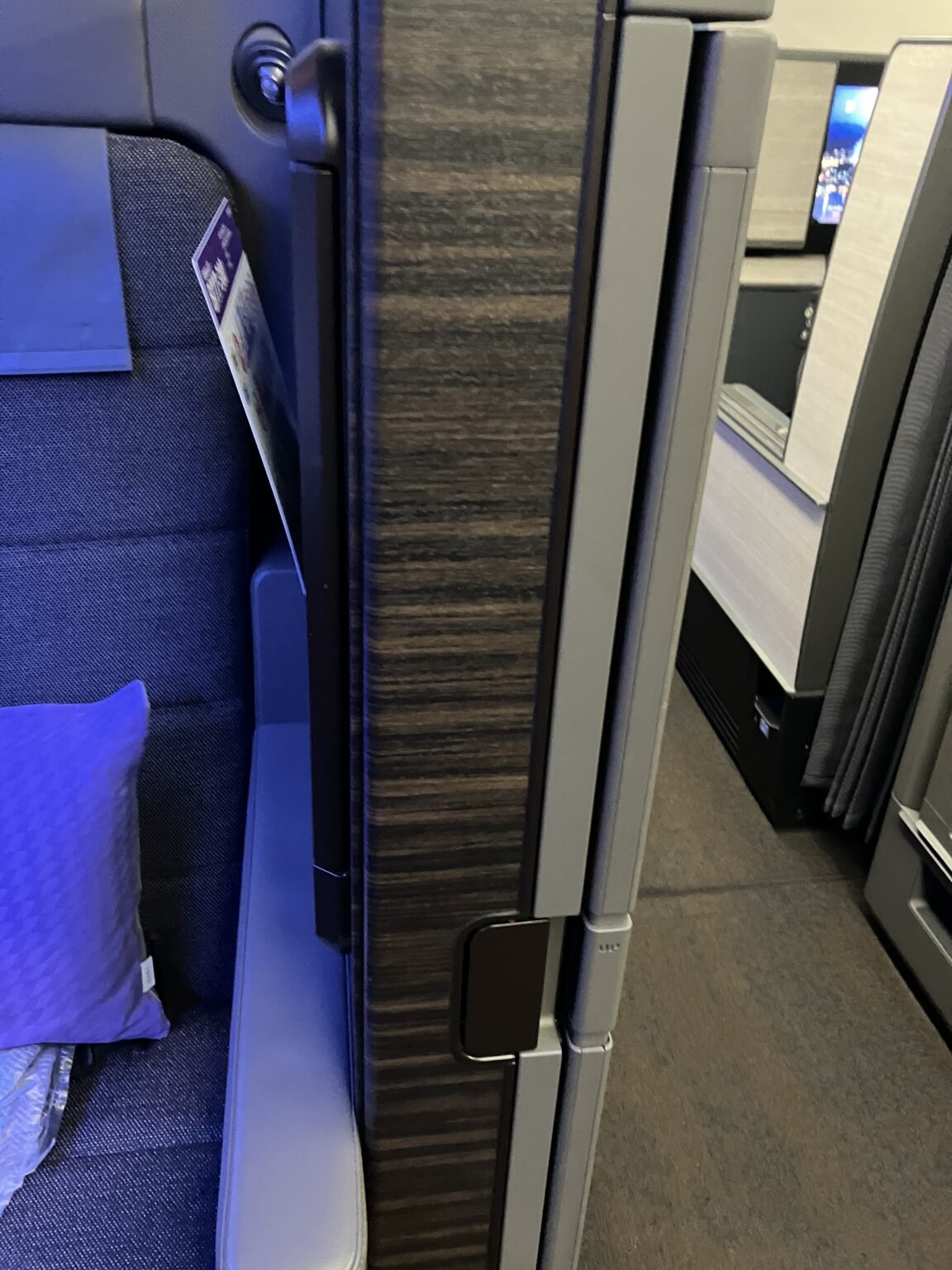 Review: ANA Boeing 777-300ER First Class "The Suite" (HND-SFO) [Limited ...