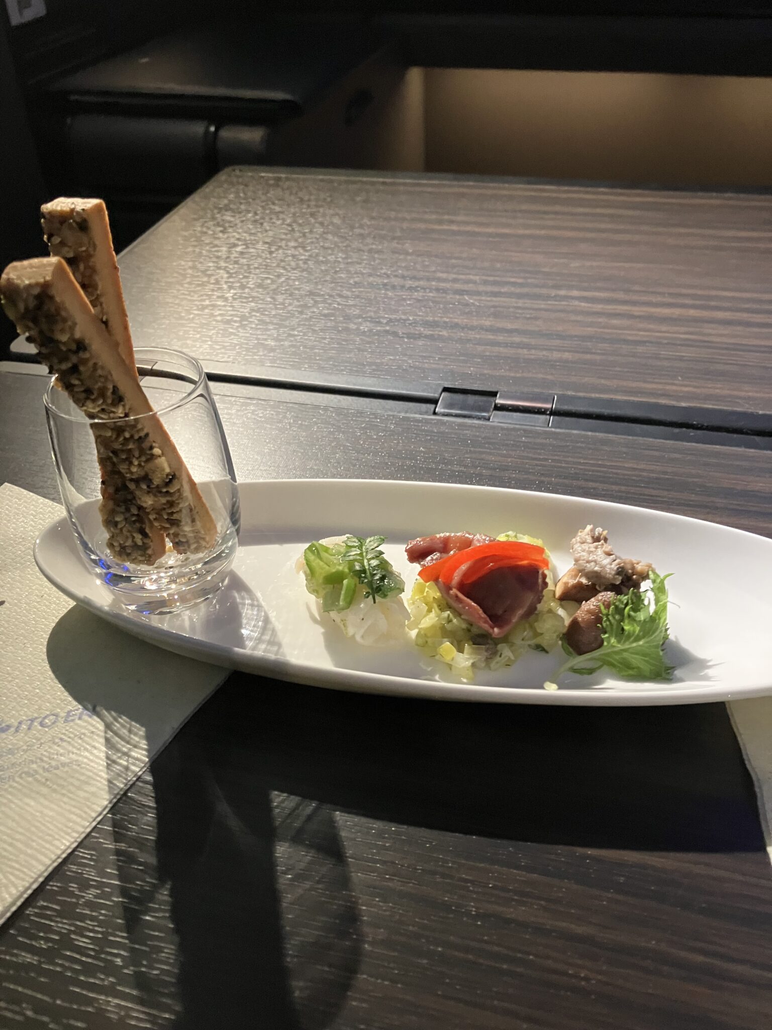 Review: ANA Boeing 777-300ER First Class "The Suite" (HND-SFO) [Limited ...