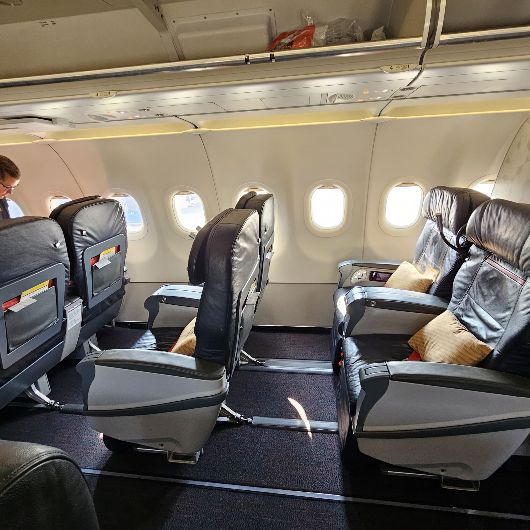 Review: Turkish Airlines Airbus A320 Business Class (SJJ-IST)